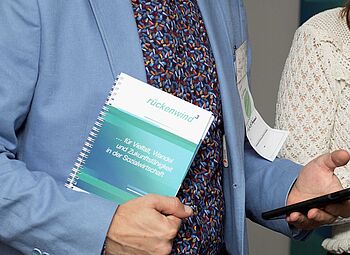 ESF Plus-Programm „rückenwind³“ - ESF Plus-Programm „rückenwind³ ...